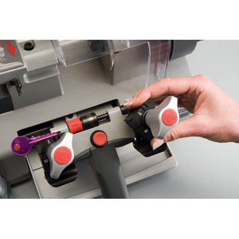 Machine mécanique à tailler les clés Bravo Professional